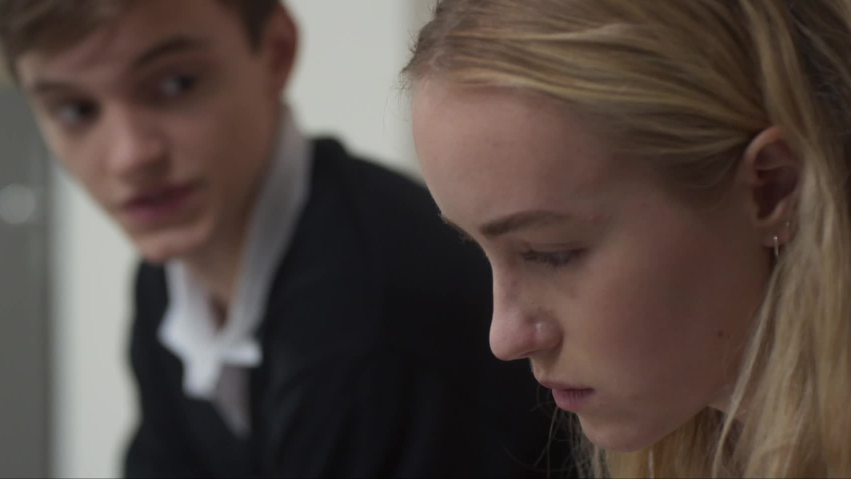 Jenny S03E02 online - CDA